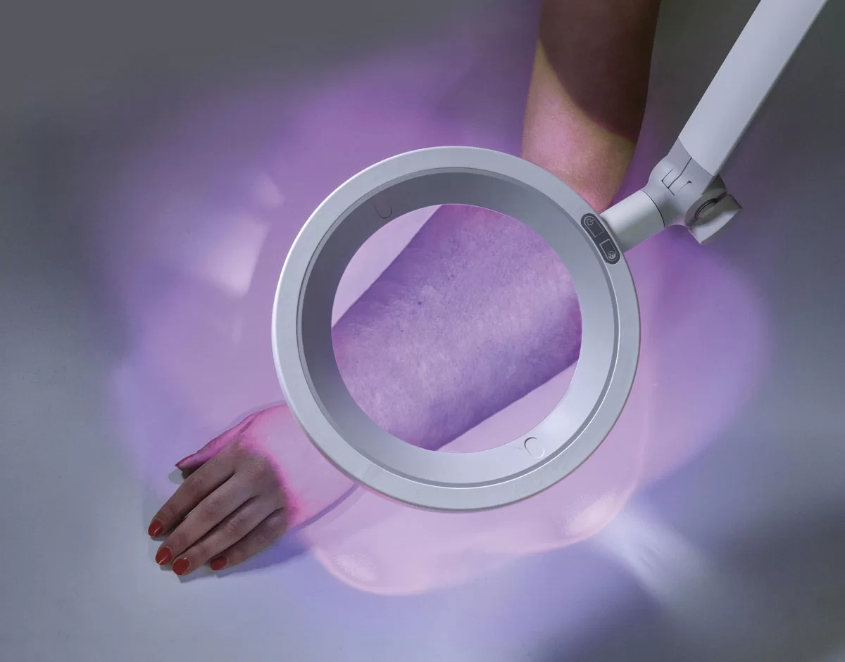 Lighting the Way - Best Lighted Magnifying Glasses in Burlington ...